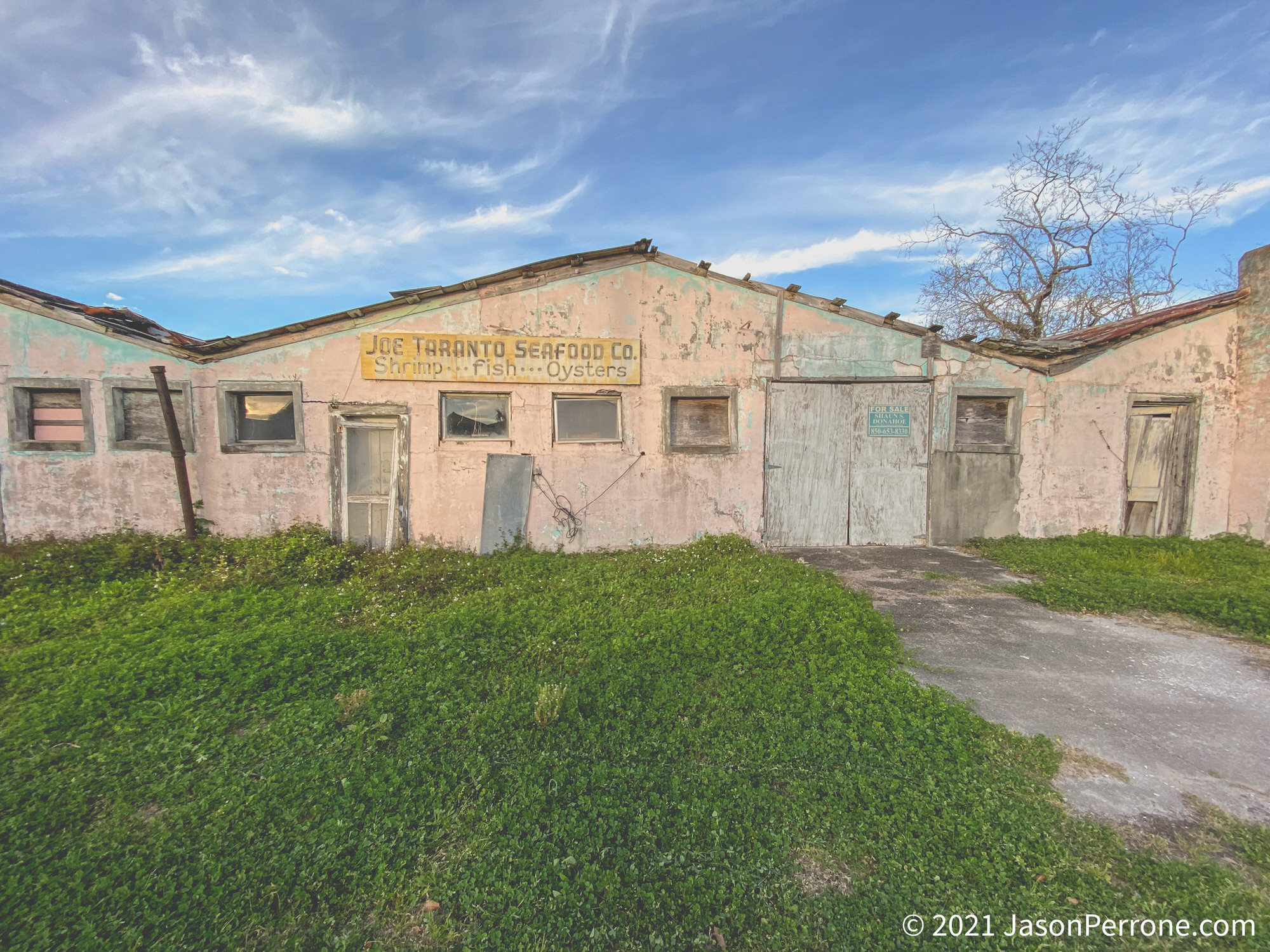 Abandoned Joe Taranto Seafood Co - Jason Perrone